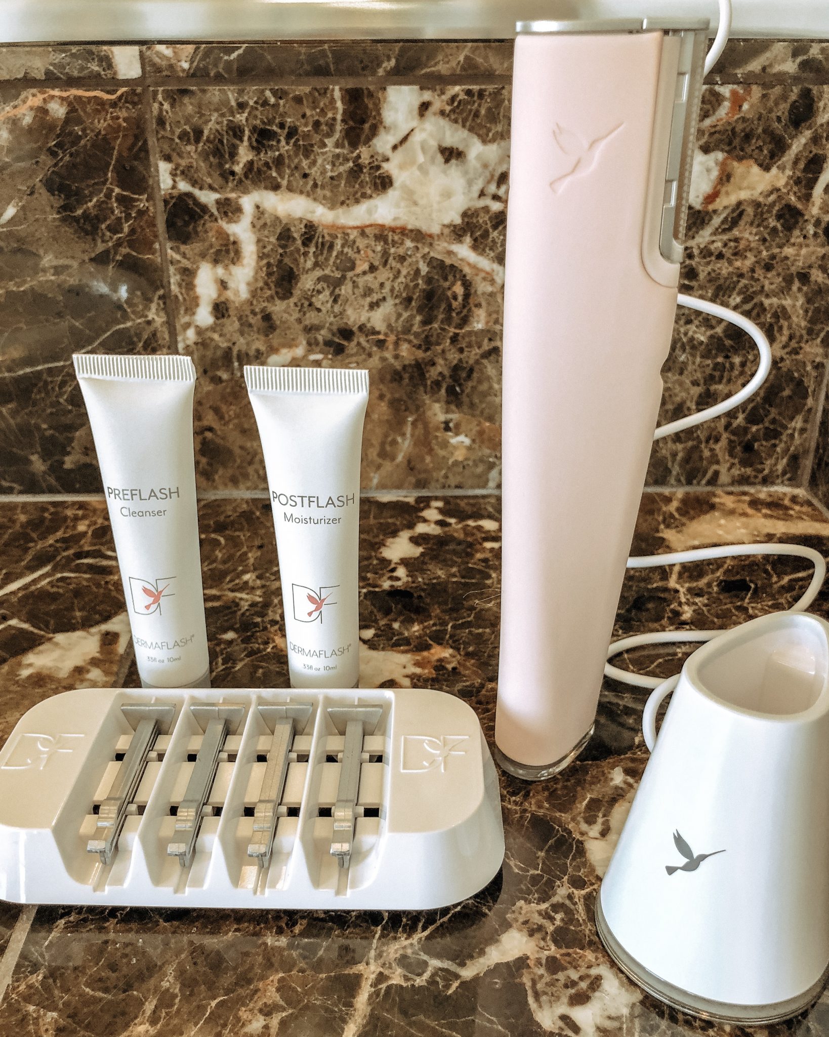 Dermaflash 2.0 Facial Exfoliation & Peach Fuzz Removal Device ...