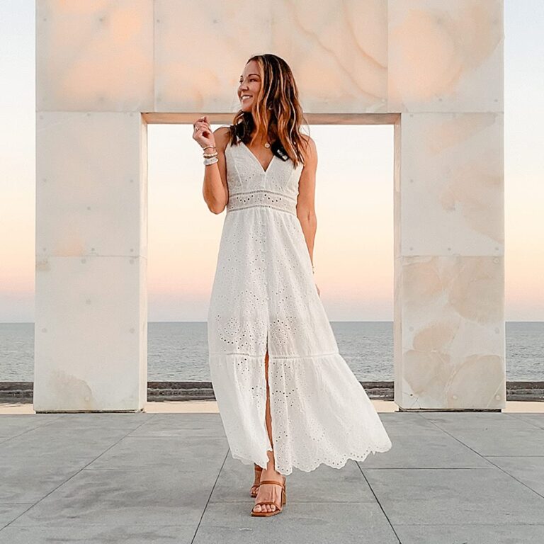 The Perfect Beach Vacation Fashions You Need! - Everyday Holly